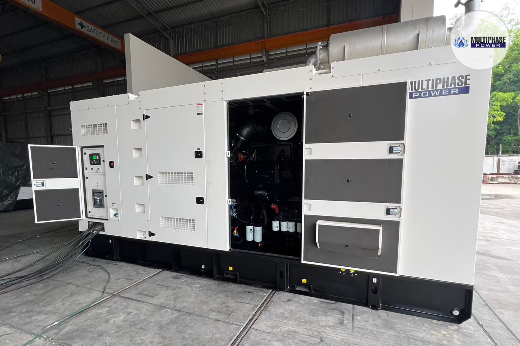 Multiphase Power Generator Reference - Genset 880 kVA